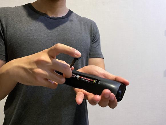 电视遥控器更换电池图标