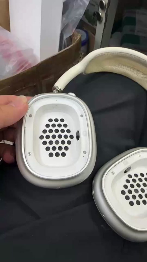 蓝牙音箱蓝牙搜索不到图标