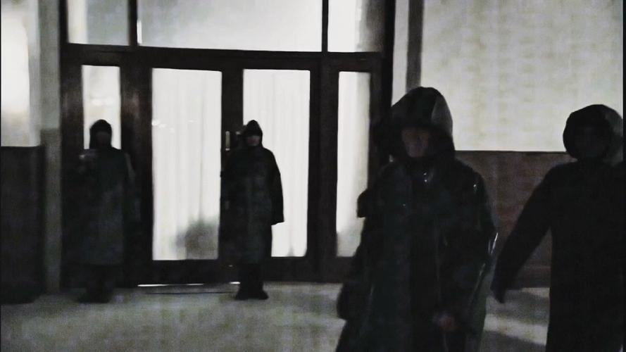 (雨夜带刀不带伞)妈妈的选择图标