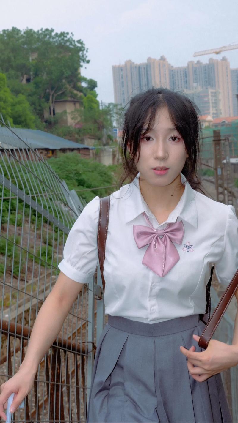 离家出走jk少女游戏图标