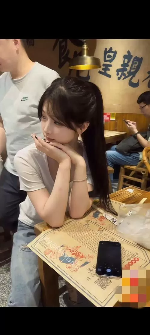 糖糖vlog白菜妹妹真实身份图标