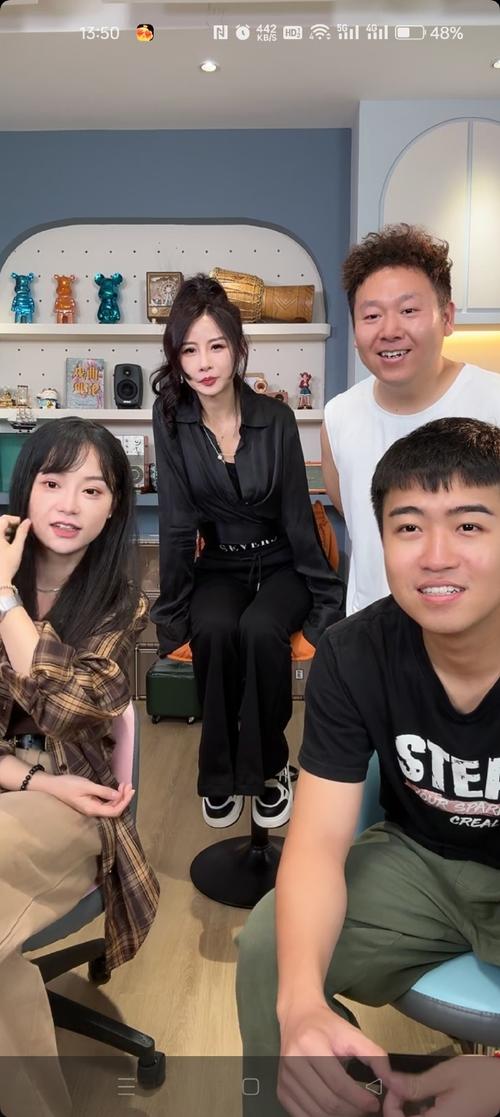 恶魔六点半后院交友软件app最新版截图