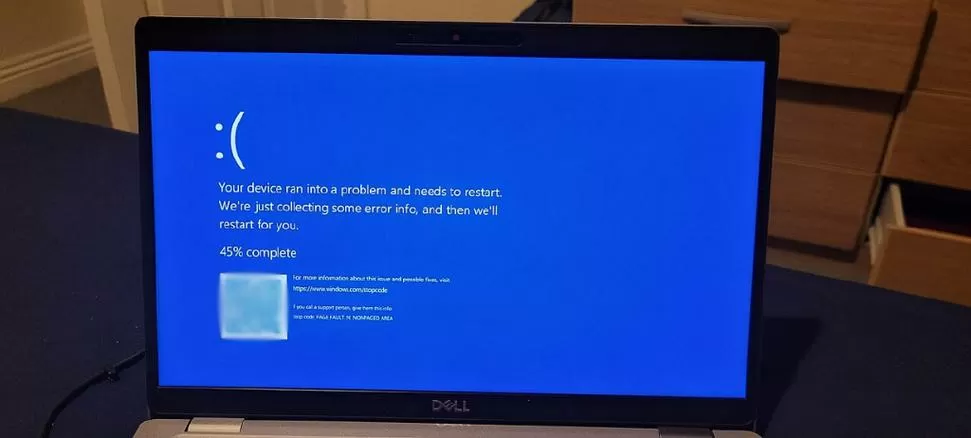win10蓝屏一直卡在0%图标