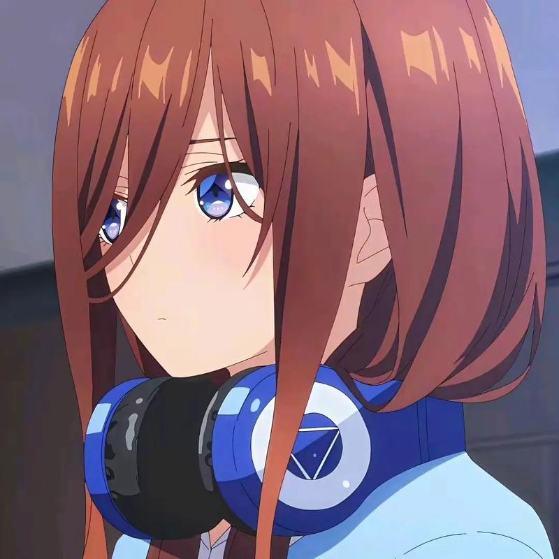 中野三玖美化包地铁逃生