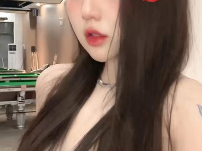 chloe纹身糖心网红