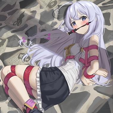 少女戴口球反绑手脚的视频截图