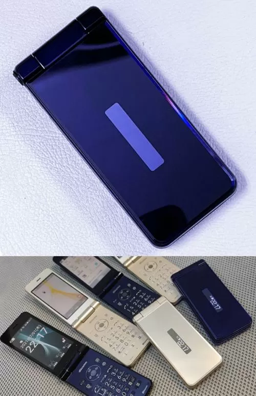蓝色翻盖手机