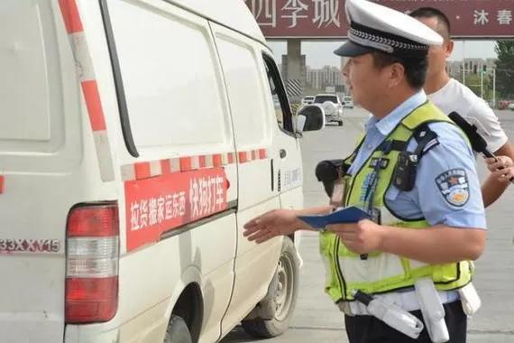 拉货交警不查的车型