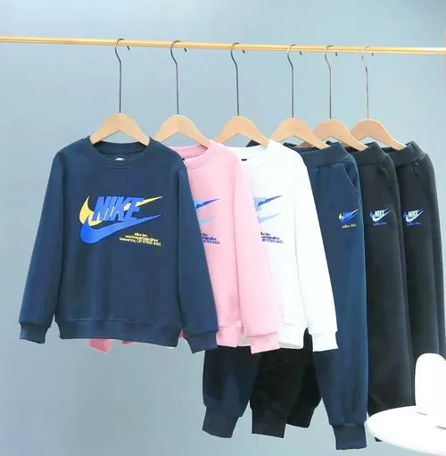nike大童版大人能穿吗