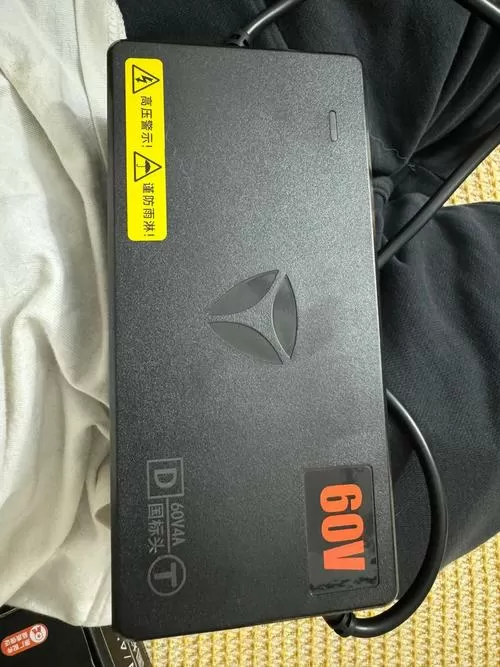 电瓶车充电器充满后不拔可以吗截图