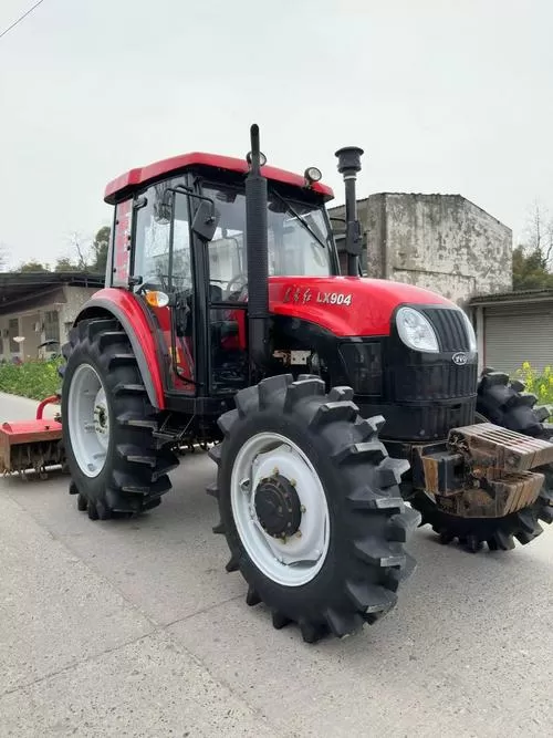 东方红lx904拖拉机