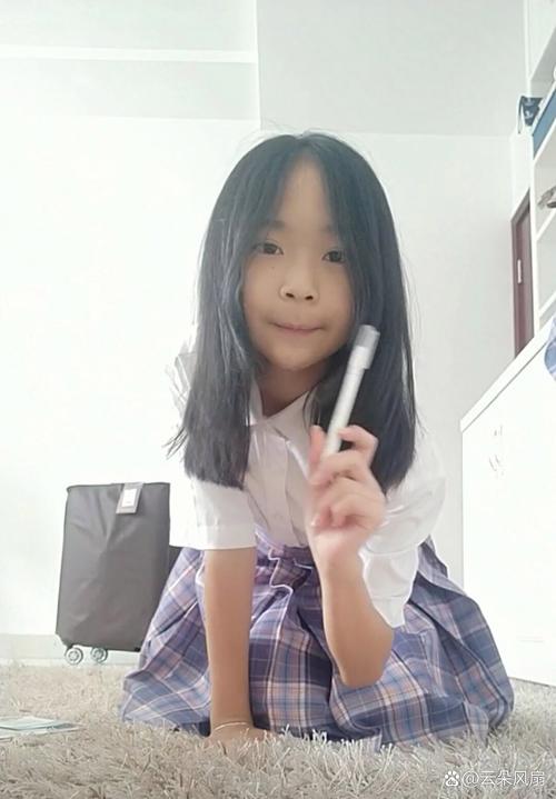 14岁初中生张婉莹暑假作业免费