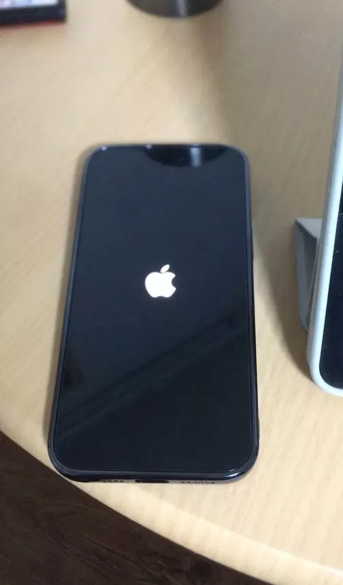 iphone屏幕黑了一小块图标