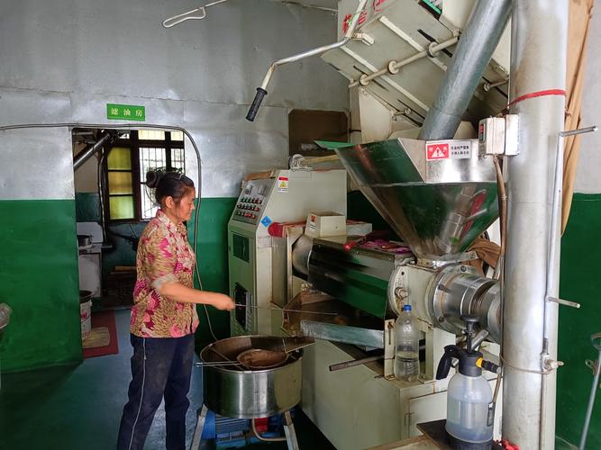 我的小作坊赚钱版截图