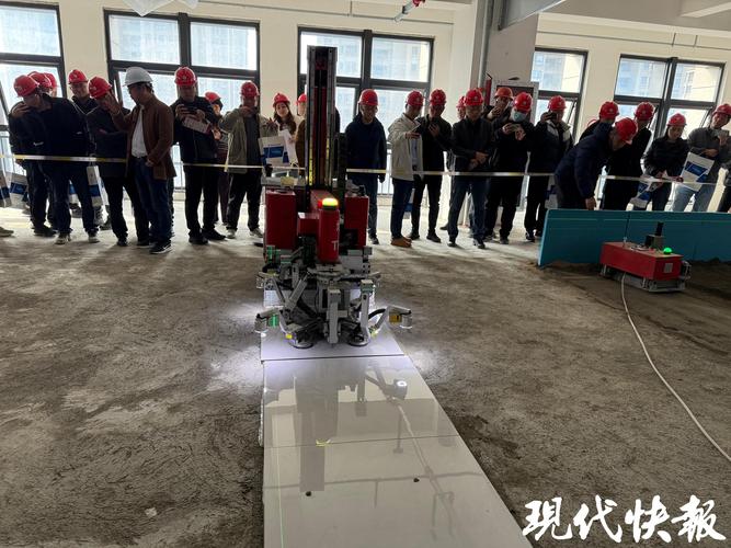 蚂蚁搬砖机器人官