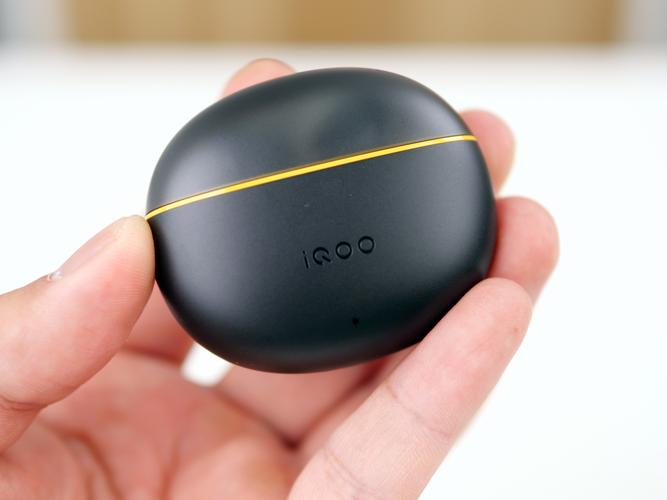 iqoo蓝牙耳机只有一个有声音