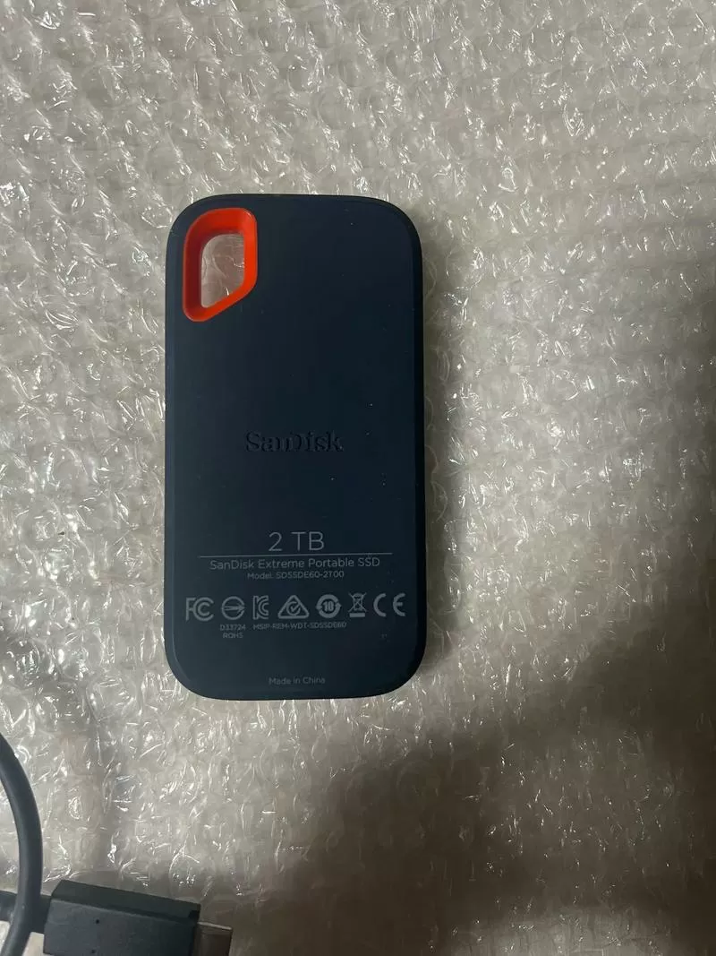 移动硬盘一直插在电脑上会坏吗图标