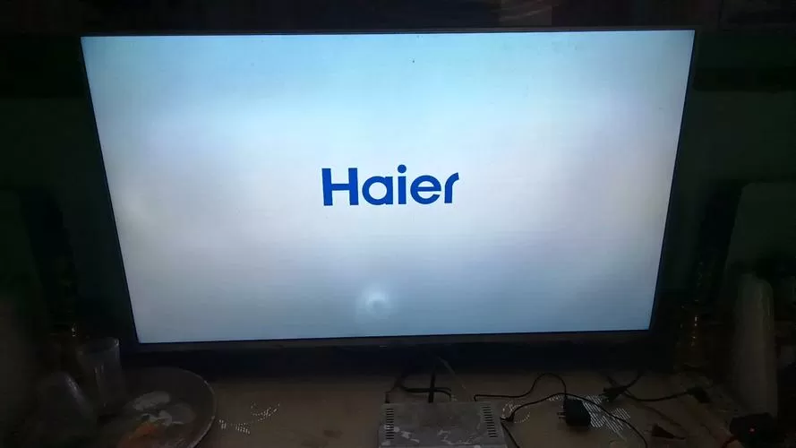 海尔电视开机卡死在启动界面