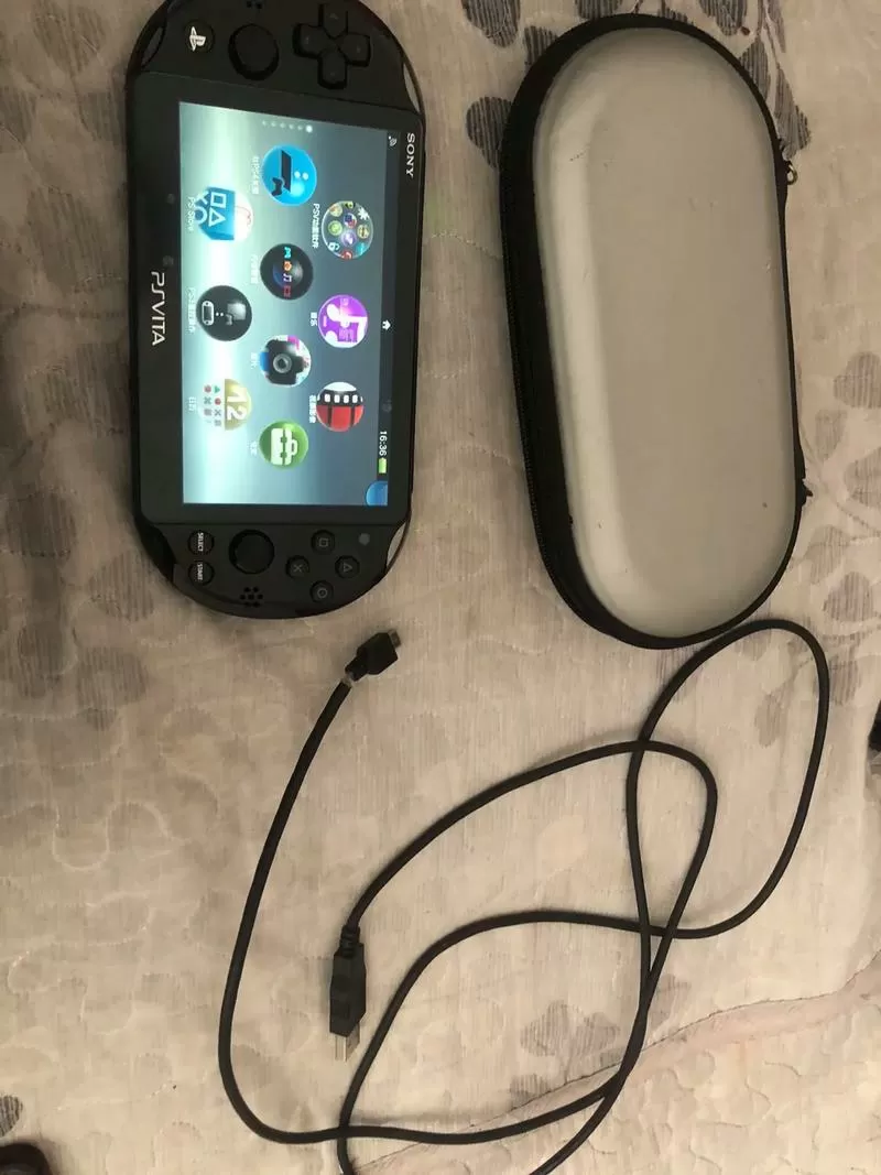 psv2000破解需要原装卡吗图标