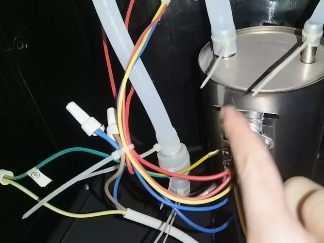 饮水机内部接线图截图