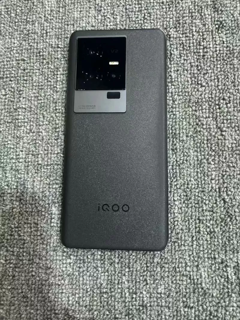 iqoo11值得买吗