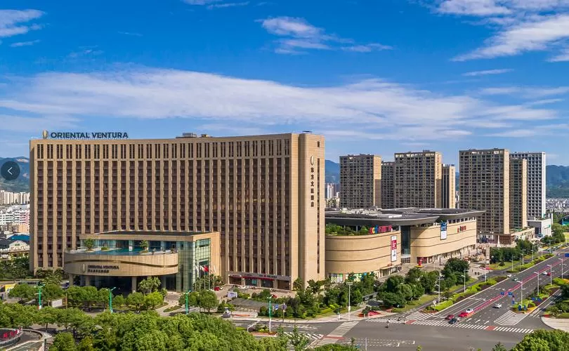 浙江万地房产投资集团截图