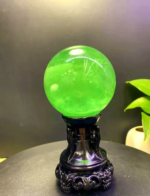 萤石佩戴对人体有害吗图标