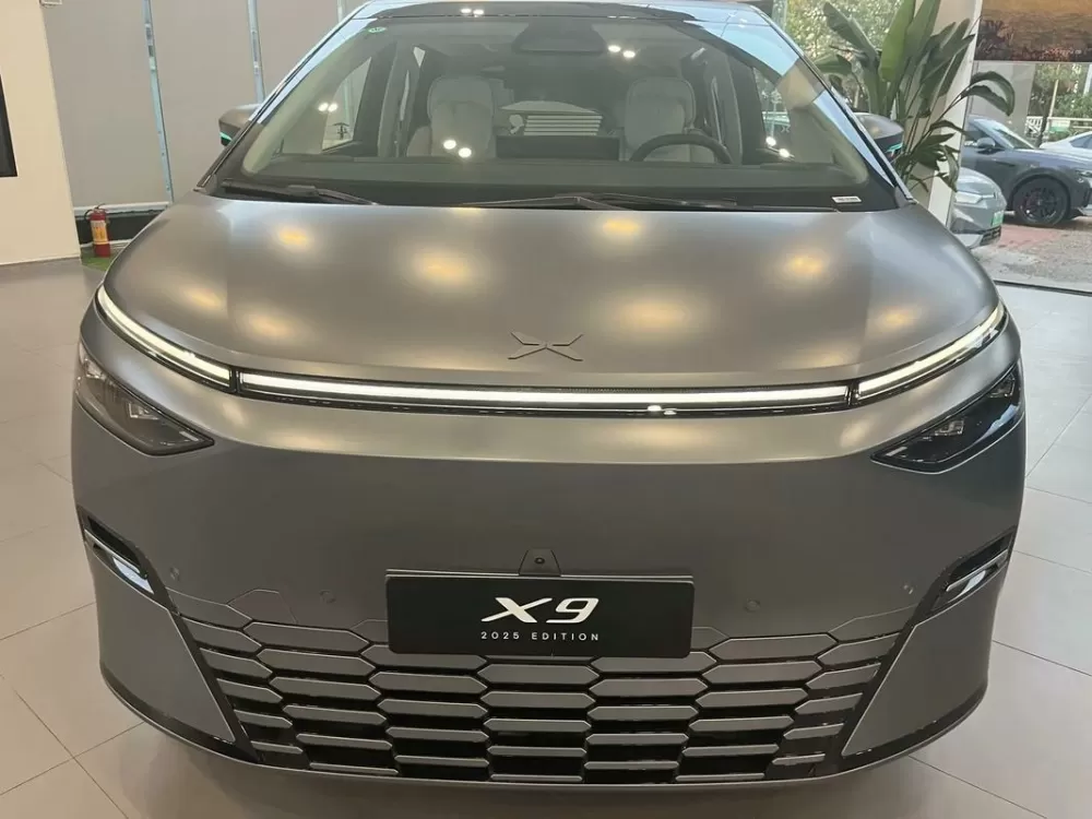 小鹏汽车7座价格图标