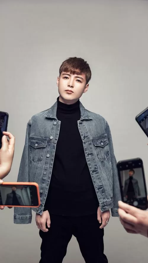 歌手杨小壮截图