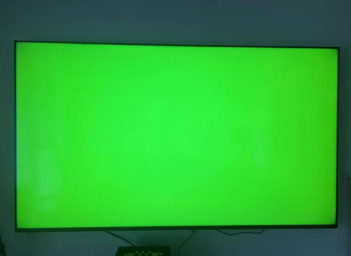 电视机黑色的地方变绿色截图